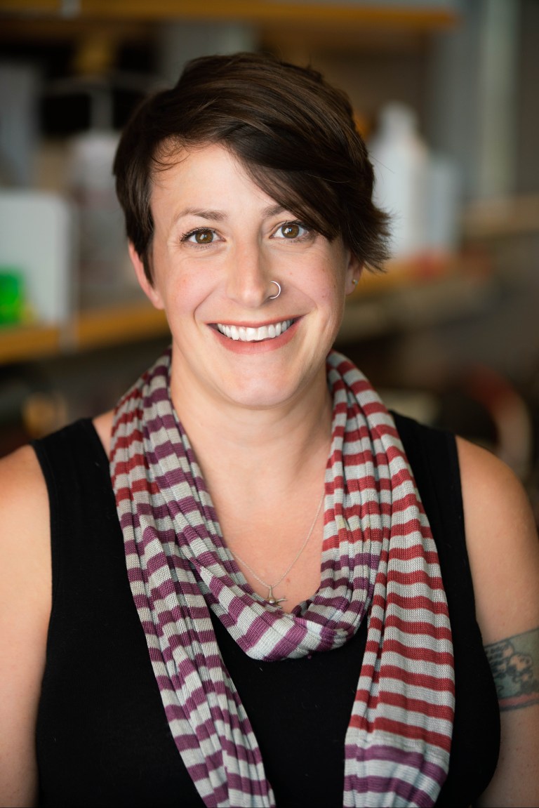 People – Elizabeth McCullagh Lab